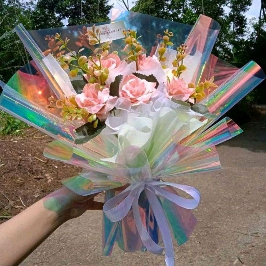 Jual 5 Lembar Kertas Buket Bunga Hologram Transparan Cellophone untuk ...