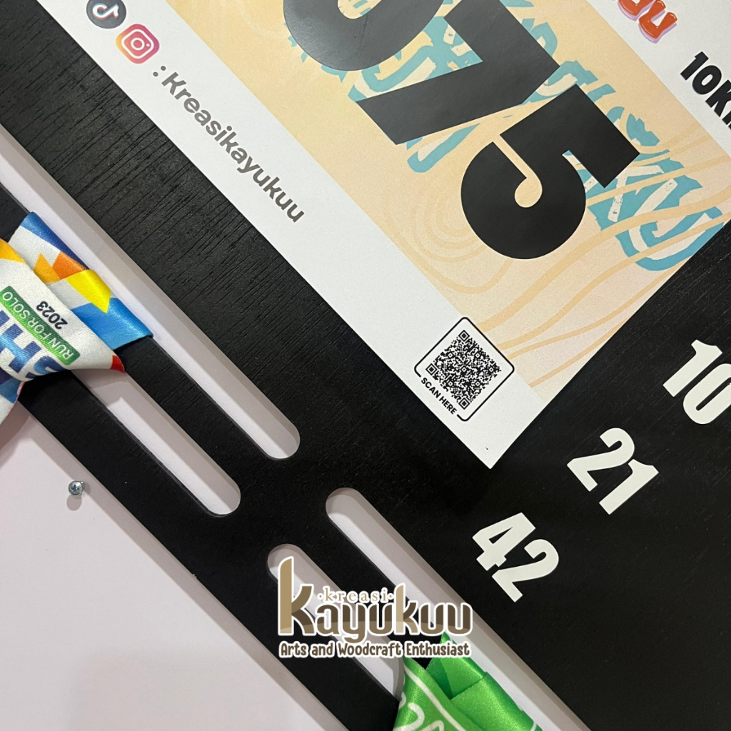 Jual Kreasikayukuu Rak Medali & BIB Lari | Medal Holder Board dengan ...