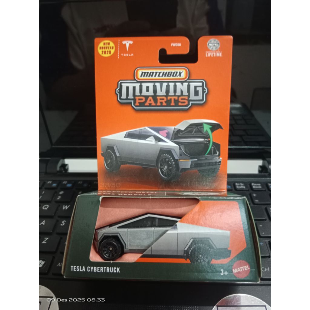 Jual Matchbox Moving Parts 2025 Tesla Cybertruck | Shopee Indonesia