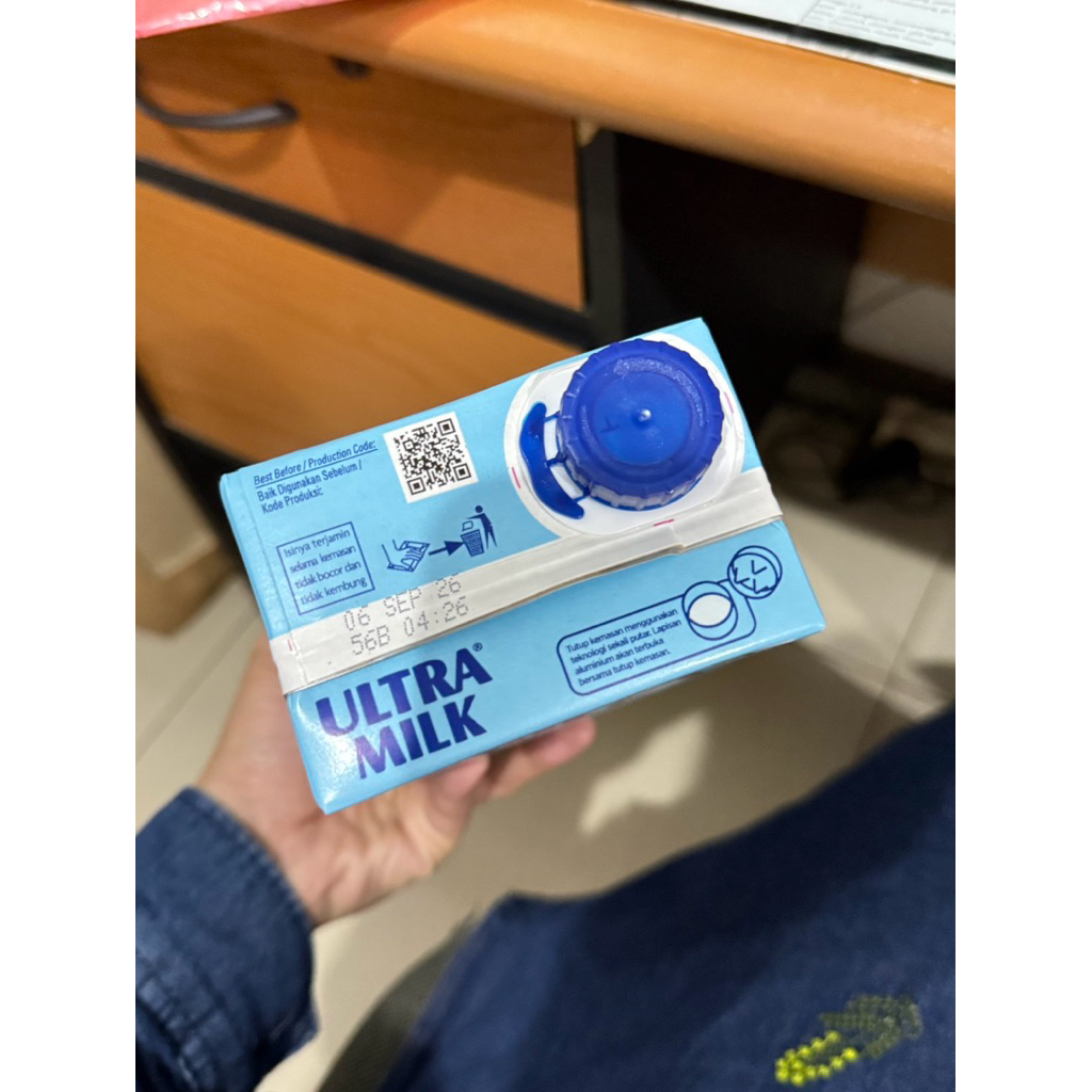Jual SUSU UHT ULTRA JAYA MILK FULL CREAM / COKLAT 1 LITER | Shopee ...