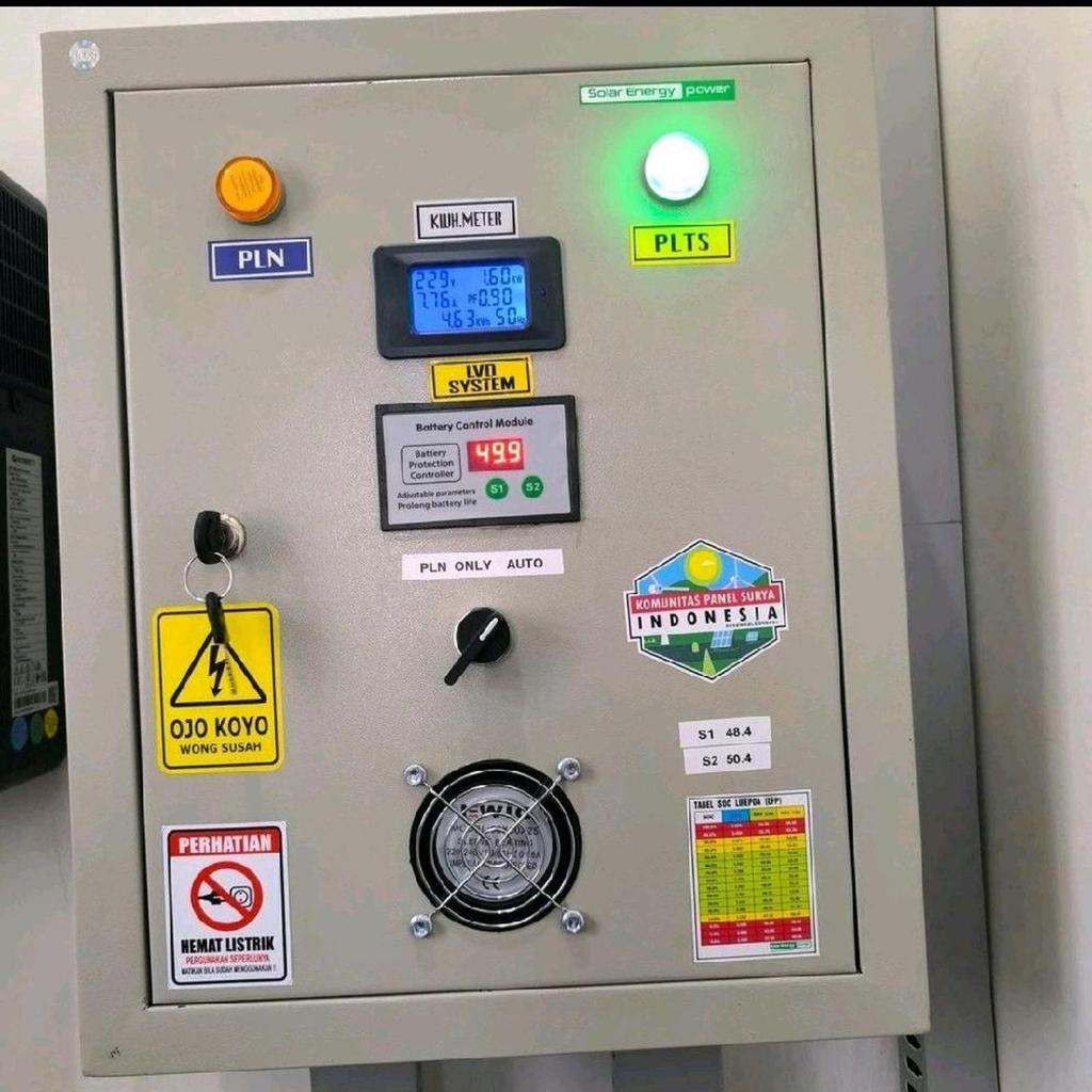 Jual Smart Combiner Safety Control Box Monitoring ATS LVD For Hybrid ...