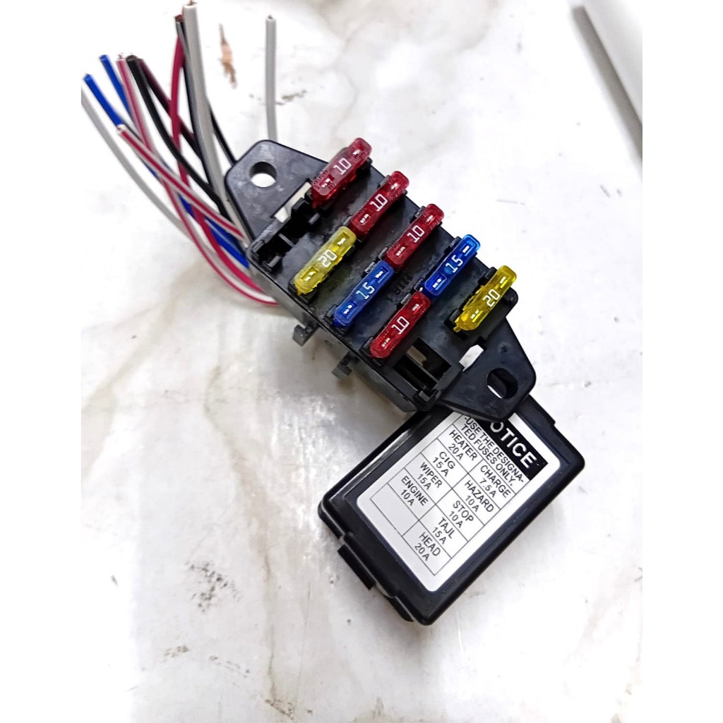 Jual kotak sekring mobil 12v / 24v box Fuse Box Rumah Sekring 8 Port ...