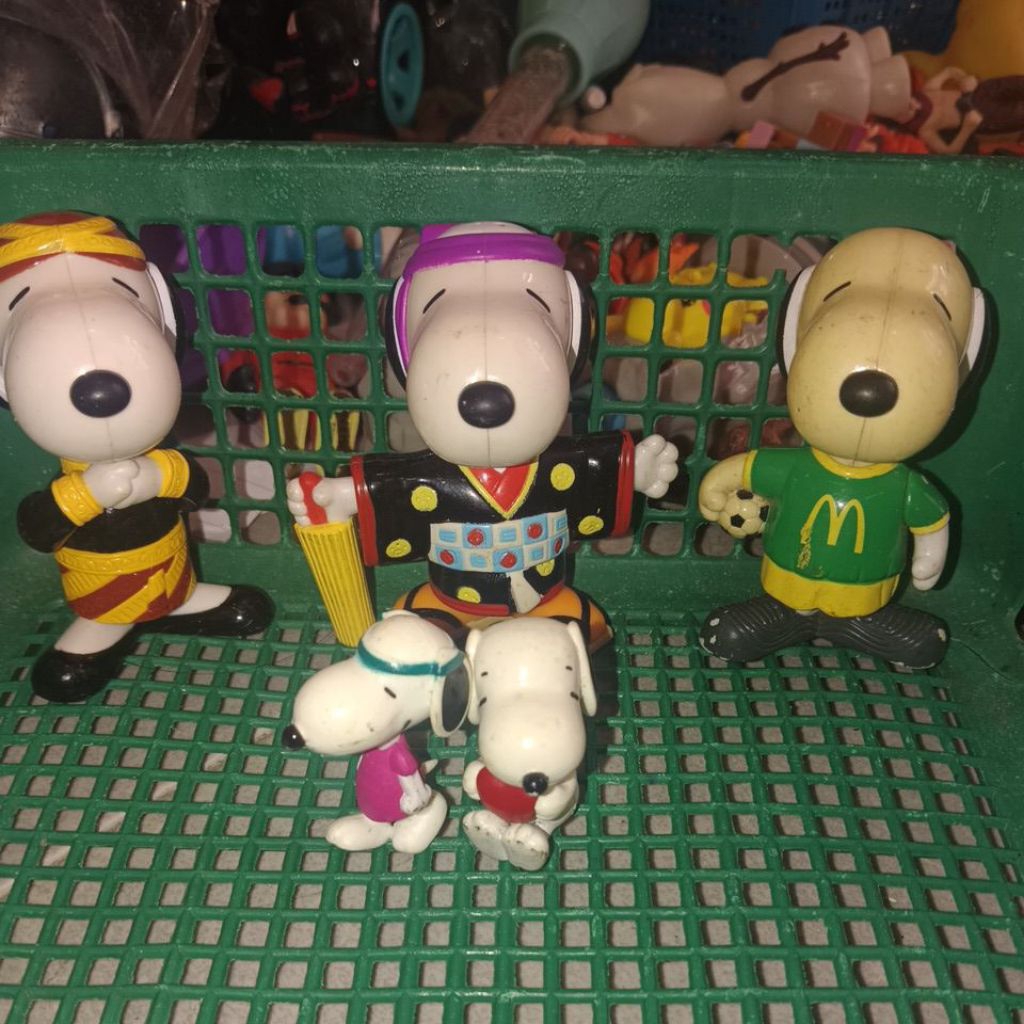 Jual Snoopy figure dan Snoopy Mcd PL 033 | Shopee Indonesia