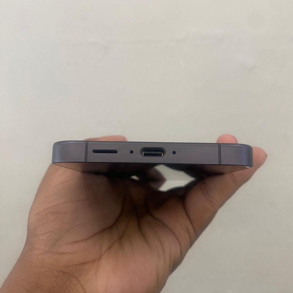 Jual Samsung S24 Fe Graphite Terlengkap & Harga Terbaru Mei 2026 ...