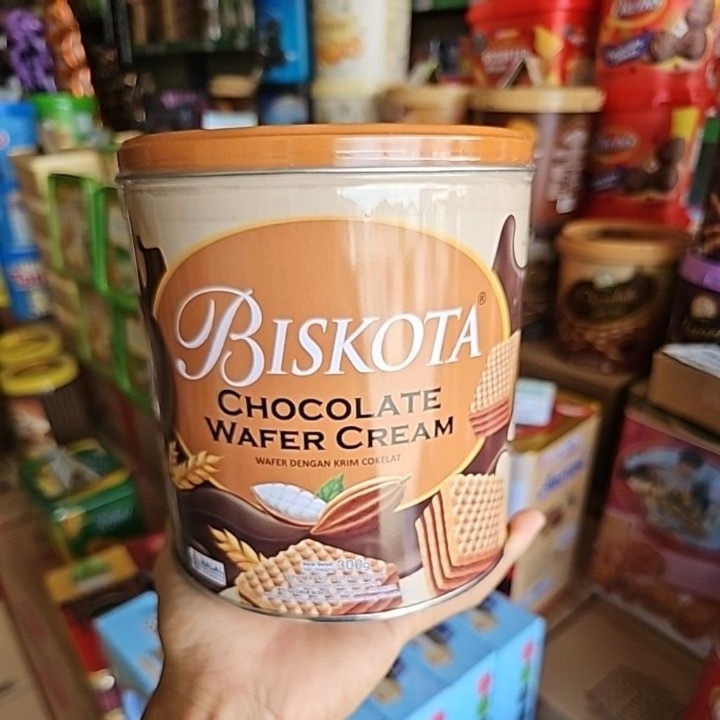 Jual biskota wafer kaleng 300gr 1 karton isi 6 | Shopee Indonesia