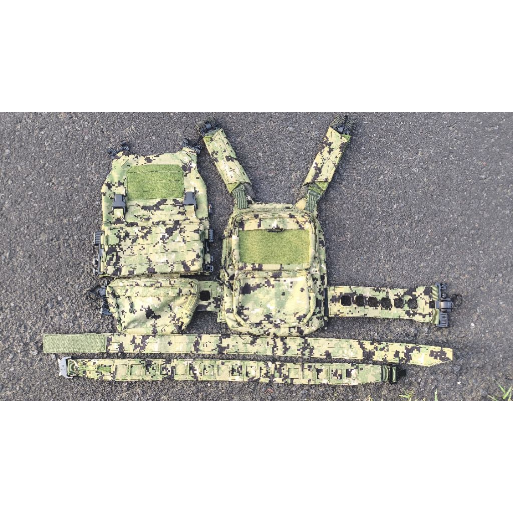 Jual Tactical Vest AOR2 Rompi Militer Taktis Baja Sistem Modern Molle ...
