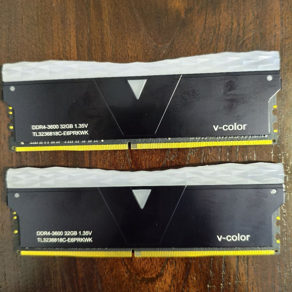 Jual RAM v-color Prism Pro RGB DDR4 64GB Kit (2x32GB) 3600MHz CL18 1 ...