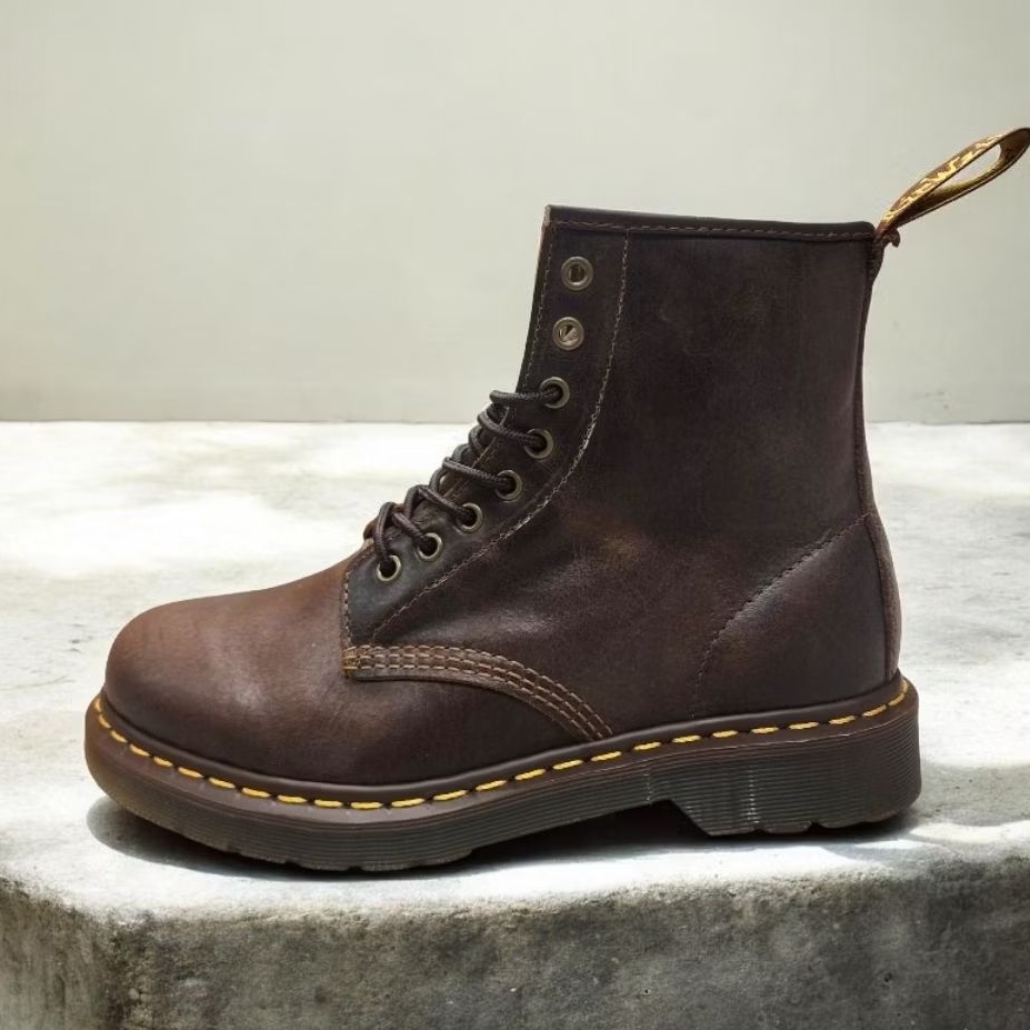 Jual Sepatu Boots Pria Docmar 1460 Gaucho Crazy Horse Leather Pkicks ...