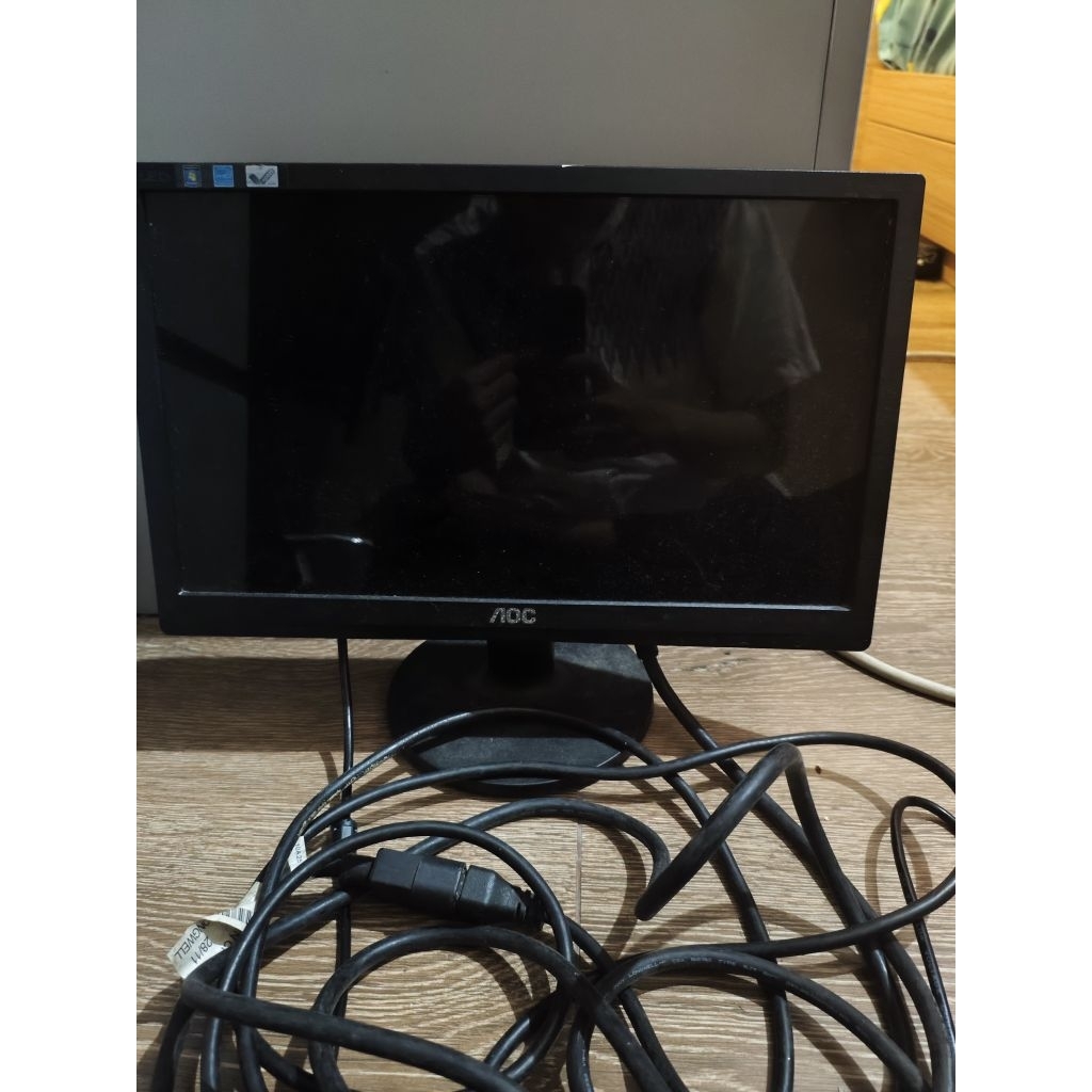 Jual Monitor AOC second bekas | Shopee Indonesia
