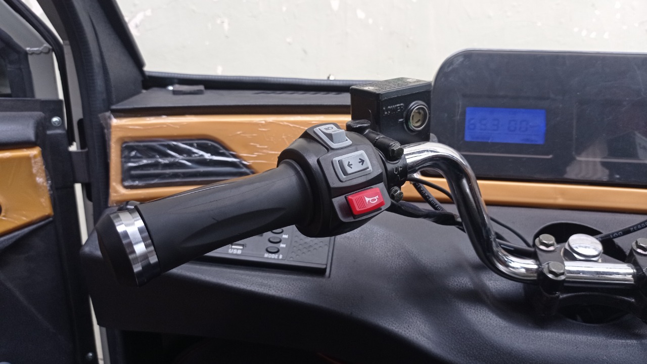 Jual SELIS - Bajai Sepeda Motor listrik tipe Bromo ( Mobil listrik Roda ...