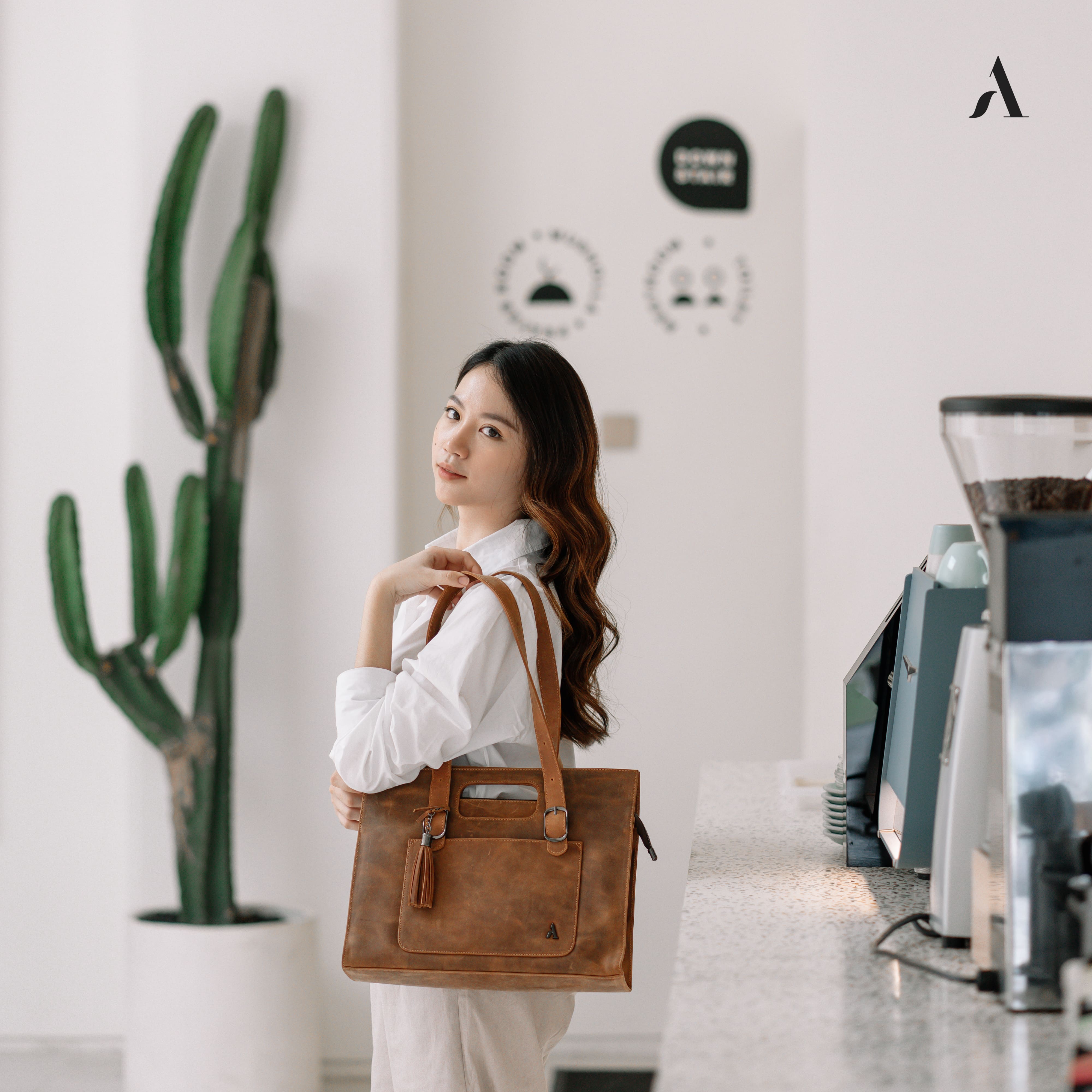 Jual Alona Leather Althea Bag - Totebag Wanita Kulit Sapi Asli Free ...