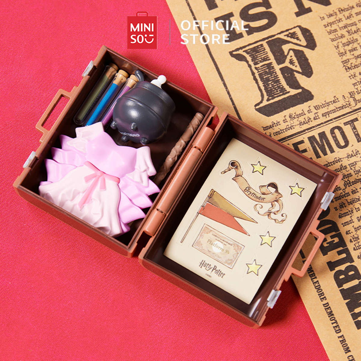 Jual Miniso x Harry Potter Hogwarts School Season Suitcase Surprise Box ...