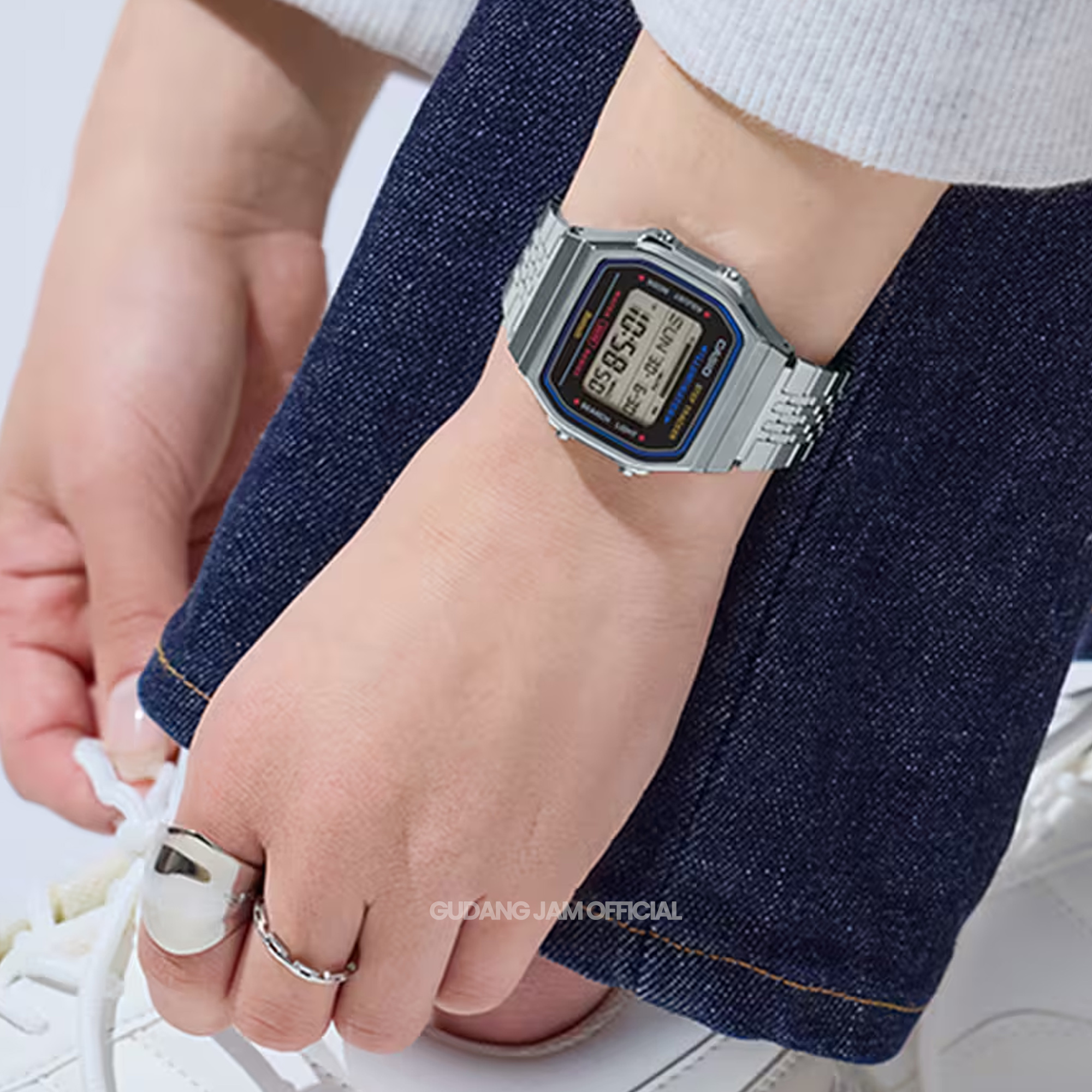 Jual Jam Tangan Pria Wanita Casio ABL-100WE-1ADF Silver Digital Stainless | Shopee Indonesia