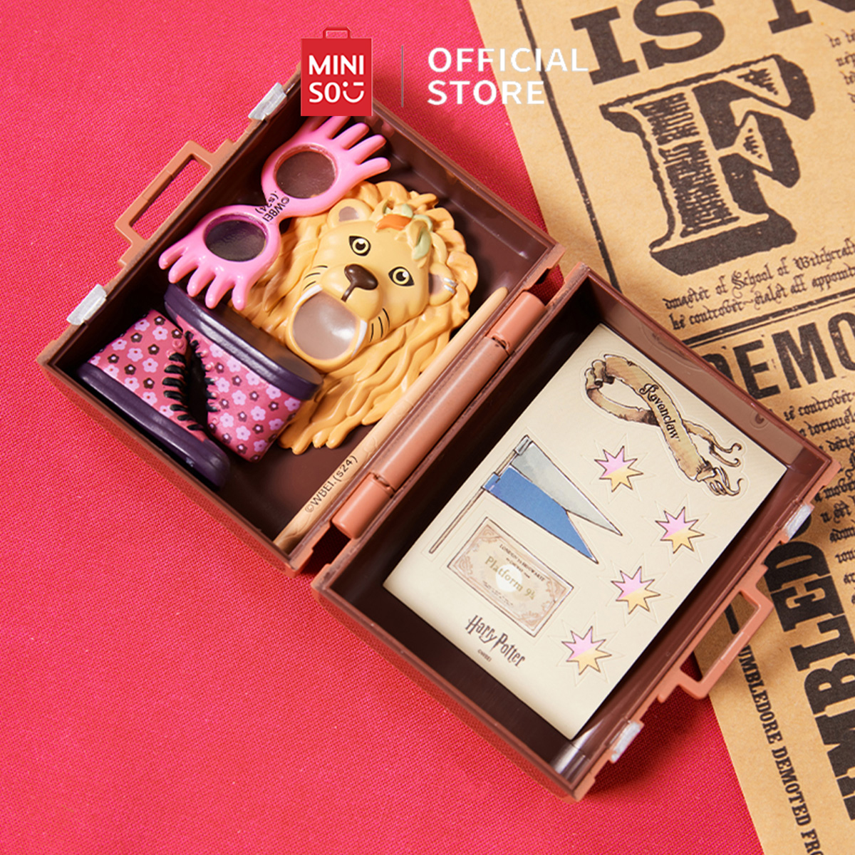 Jual Miniso x Harry Potter Hogwarts School Season Suitcase Surprise Box ...