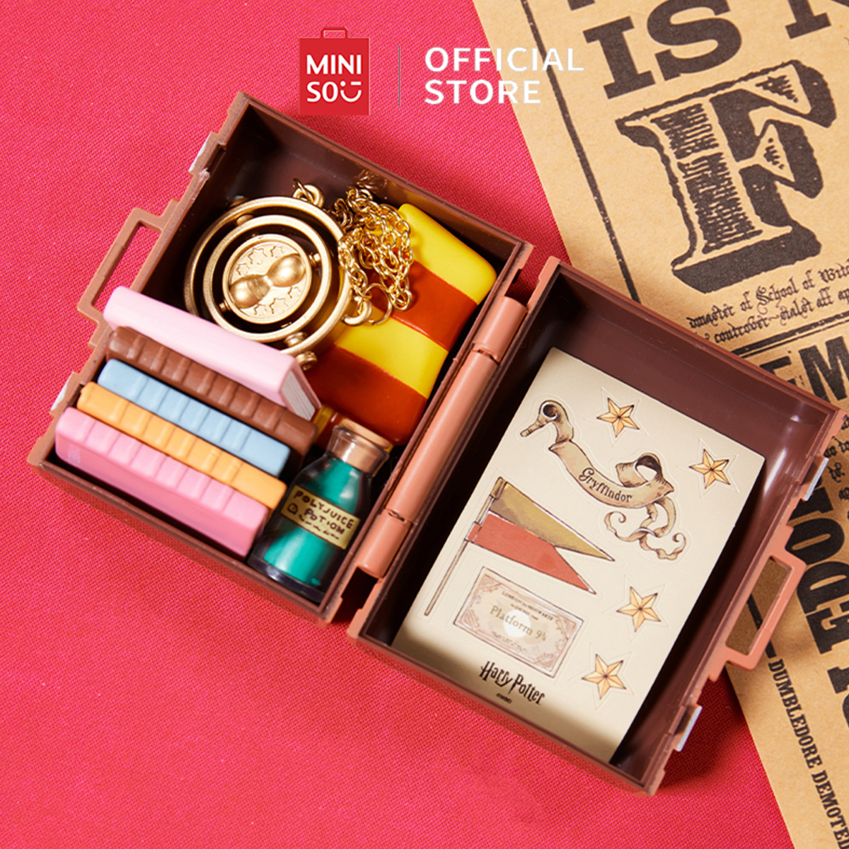 Jual Miniso x Harry Potter Hogwarts School Season Suitcase Surprise Box Pendant Blind Box ...