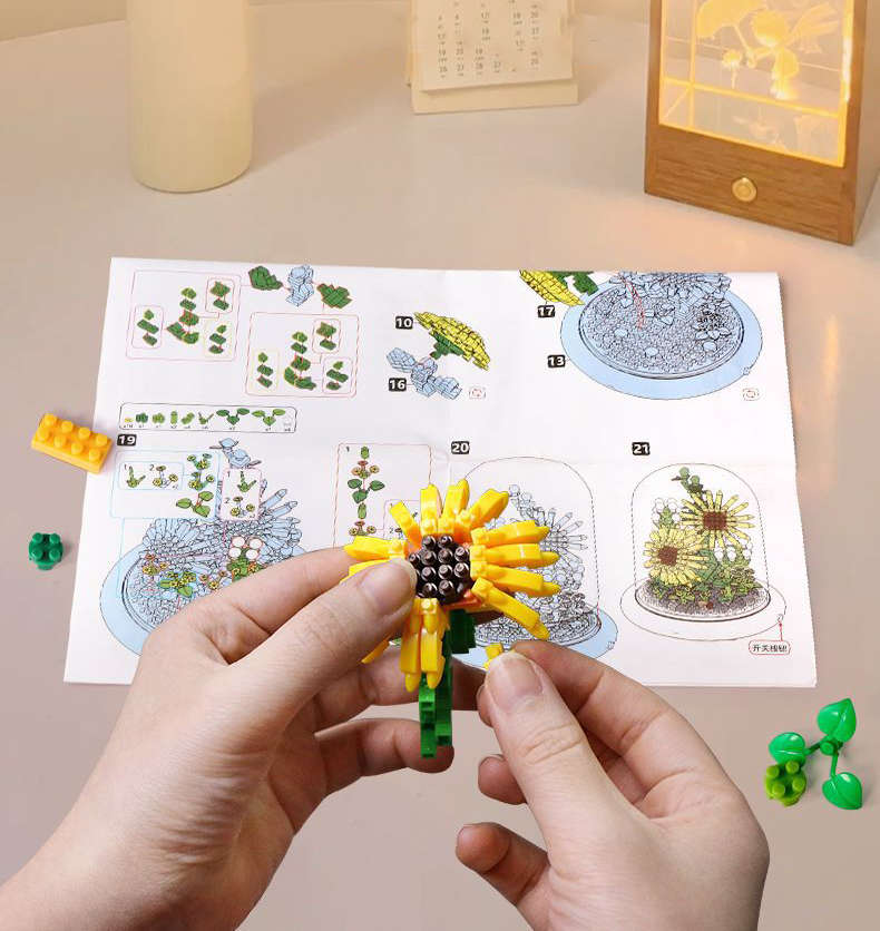 Jual XiNZ Brick Lampu Bunga Nano Block Bunga Mawar Brick Sunflower ...