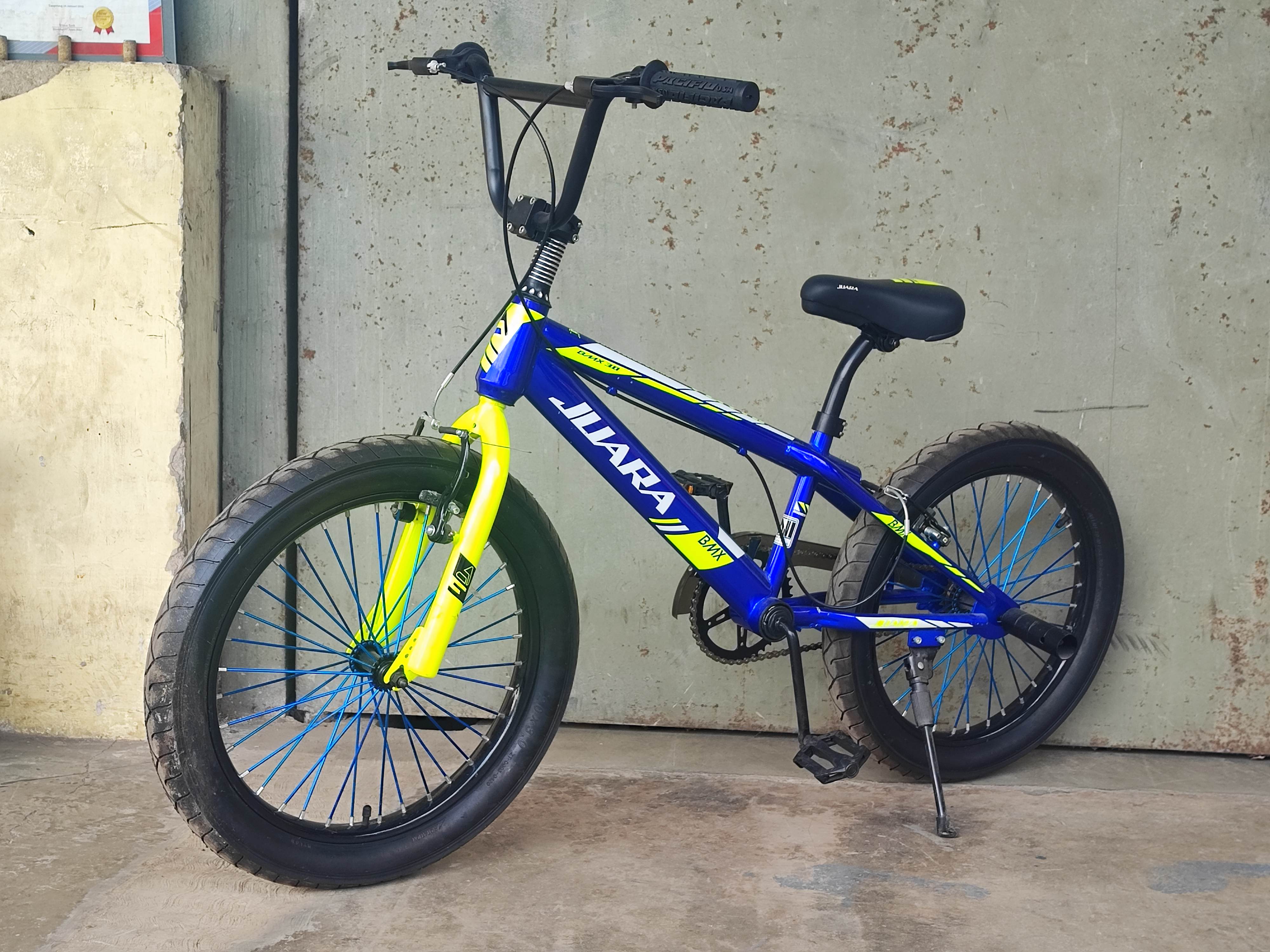 Jual SELIS - Sepeda BMX Ban Besar 20 inch Juara ( Sepeda Angin / Sepeda ...