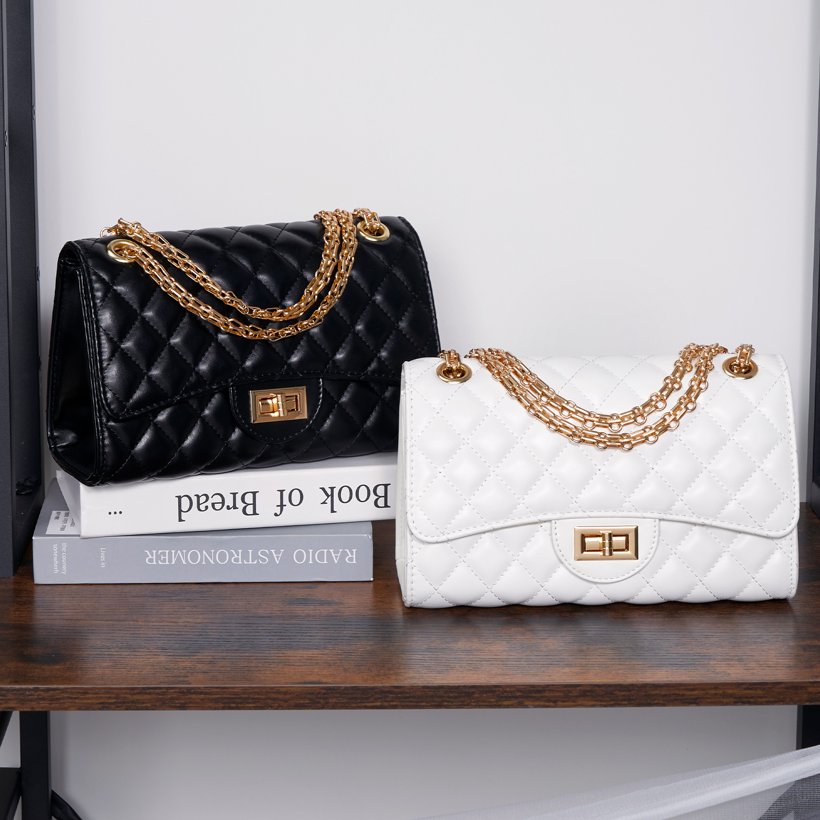 Jual Tas Kecil Wanita 2025 – Model Chanel Kekinian, Rantai Elegan ...