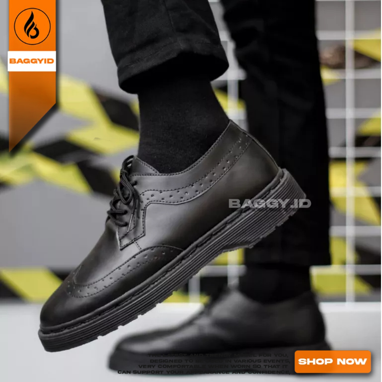 Jual Sepatu Docmart Low Boots Formal Pantofel Tali Hitam Pria | Shopee ...