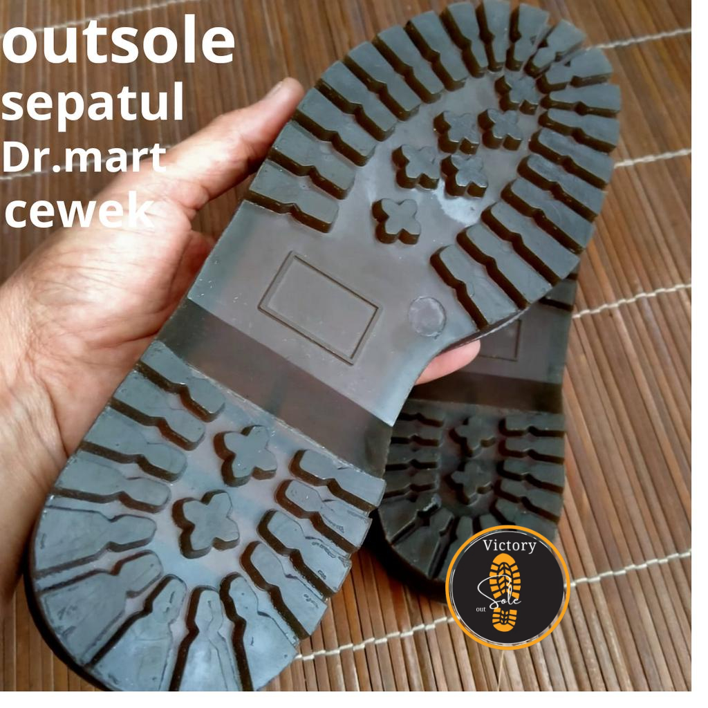 Jual Sol sepatu Dr mart cewek safety pdl boots King chetah gunung ...