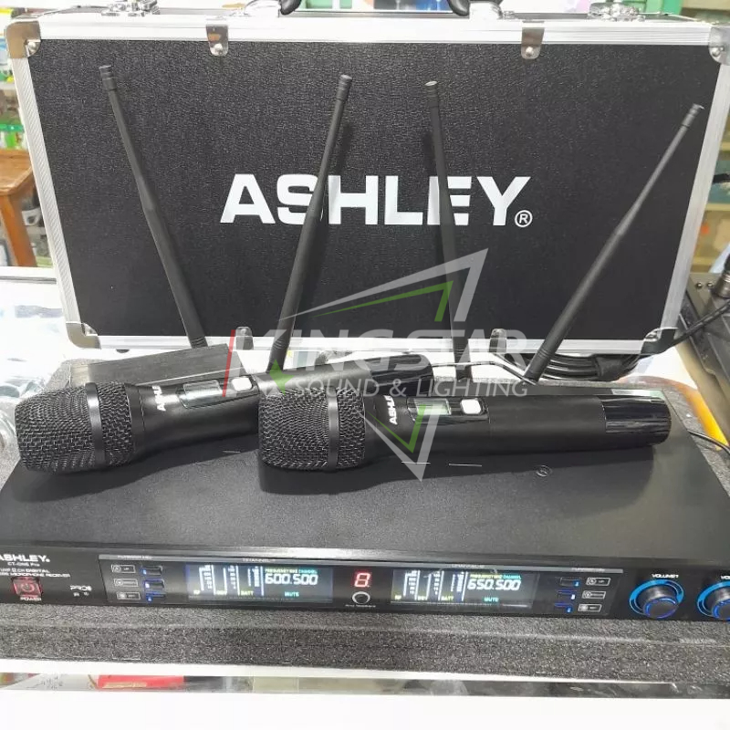Jual Mic Wireless Ashley CT One Pro Original Box Hardcase Kotak 4 ...