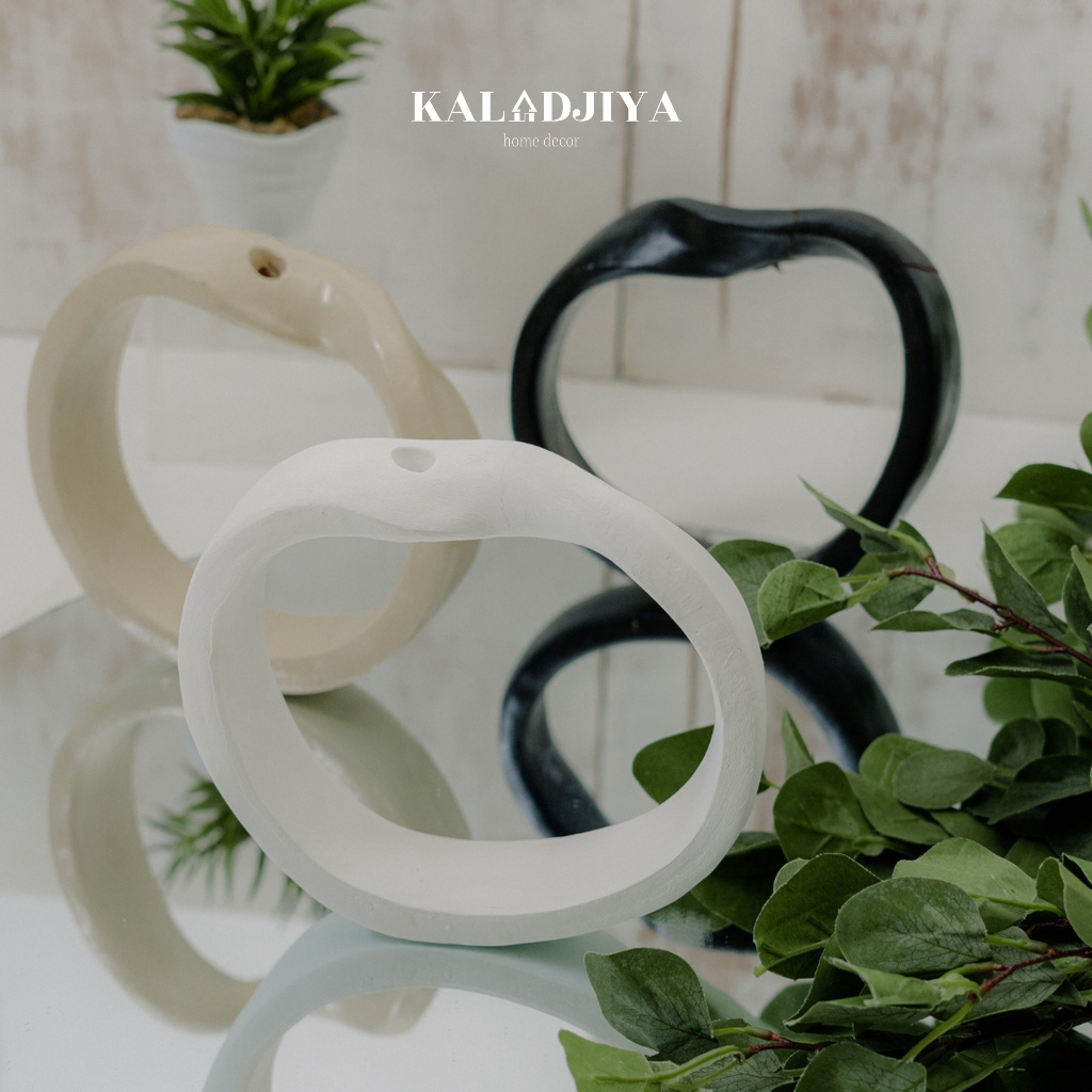 Jual LIUK Vase Kaladjiya / vas / hiasan / dekorasi / rumah / homedecor ...