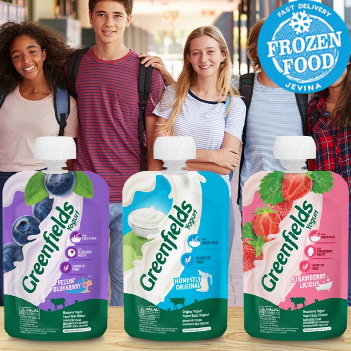 Jual Greenfields Yogurt Pouch Original | Blueberry | Strawberry 110gr ...