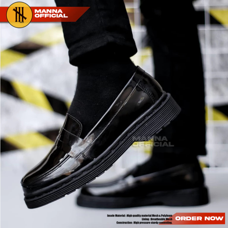 Jual Sepatu Pantofel Loafers Mengkilap Hitam Kerja Docmart Pria Pdh ...
