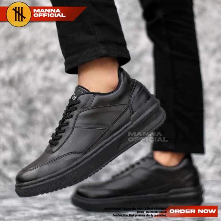 Jual Sepatu Sneakers Pria Hitam Kerja - Sekolah | Shopee Indonesia
