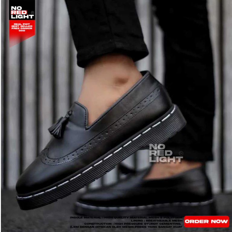 Jual Sepatu Formal Loafers Docmart Hitam Pantofel Kerja Pria | Shopee ...