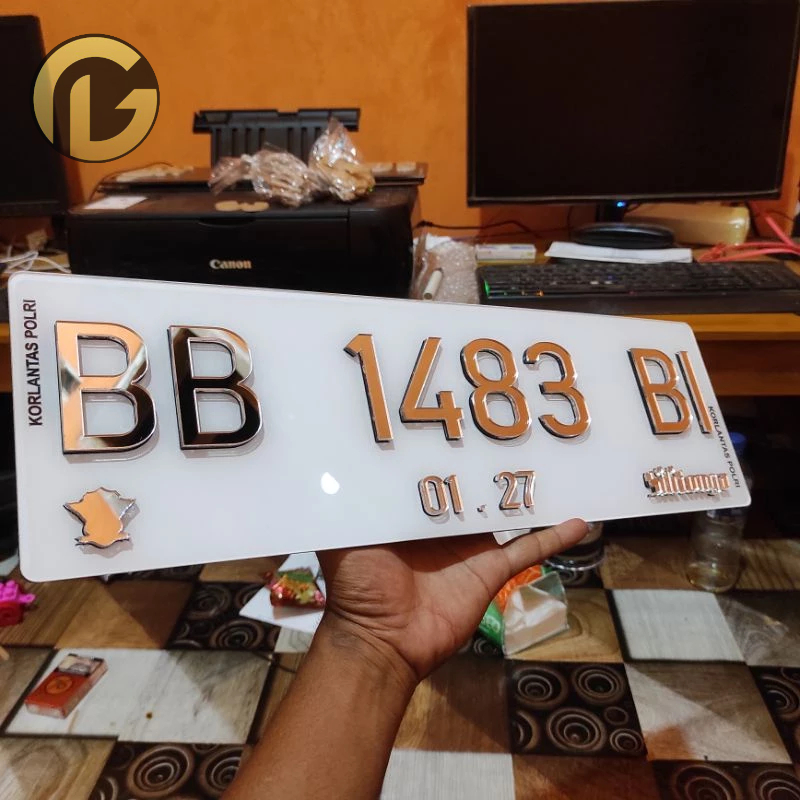 Jual PLAT MOBIL TIMBUL CROOM ( SATUAN ) | Shopee Indonesia