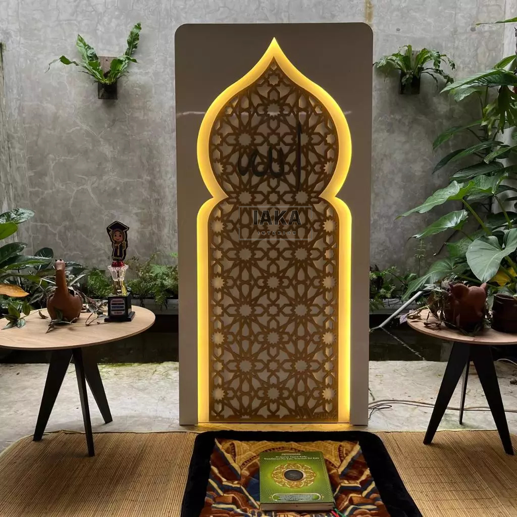 Jual Dekorasi mushola rumah/partisi mushola rumah/petunjuk kiblat/arah ...
