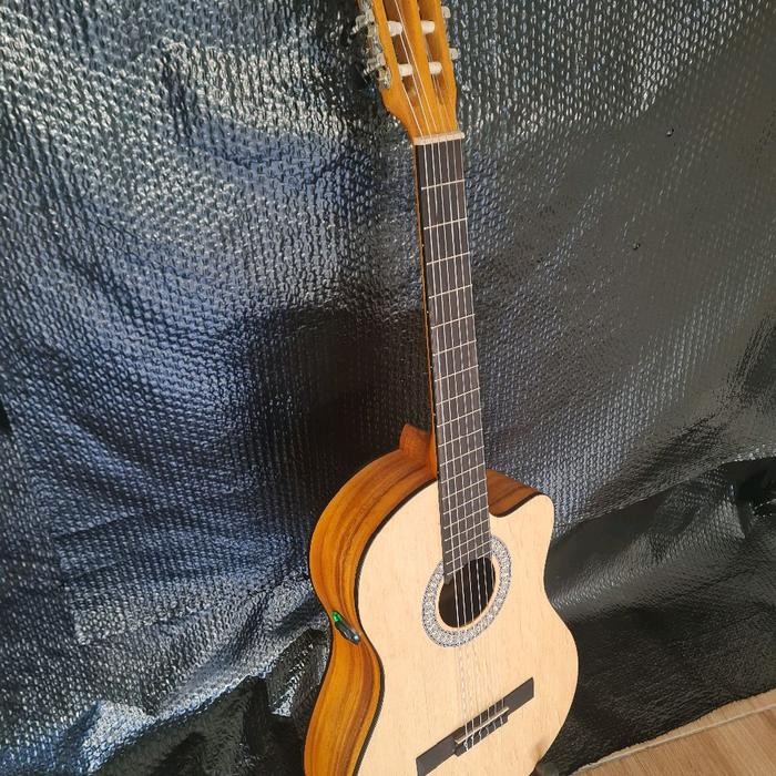 Jual Gitar Transkustik Atau Trans Akustik Original Dluxe Senar Nylon ...