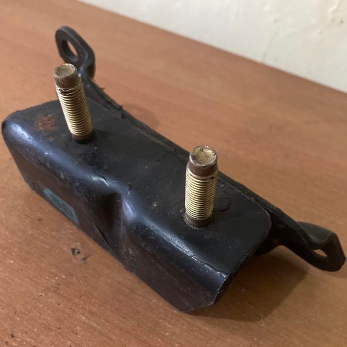 Jual Insulator Engine Mounting Pangkon Dudukan Mesin Tengah Center All ...