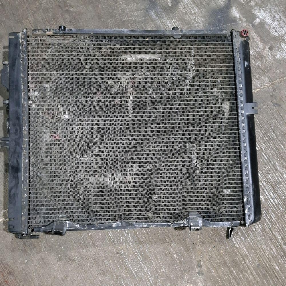 Jual Radiator mercy w124 2nd Original | Shopee Indonesia