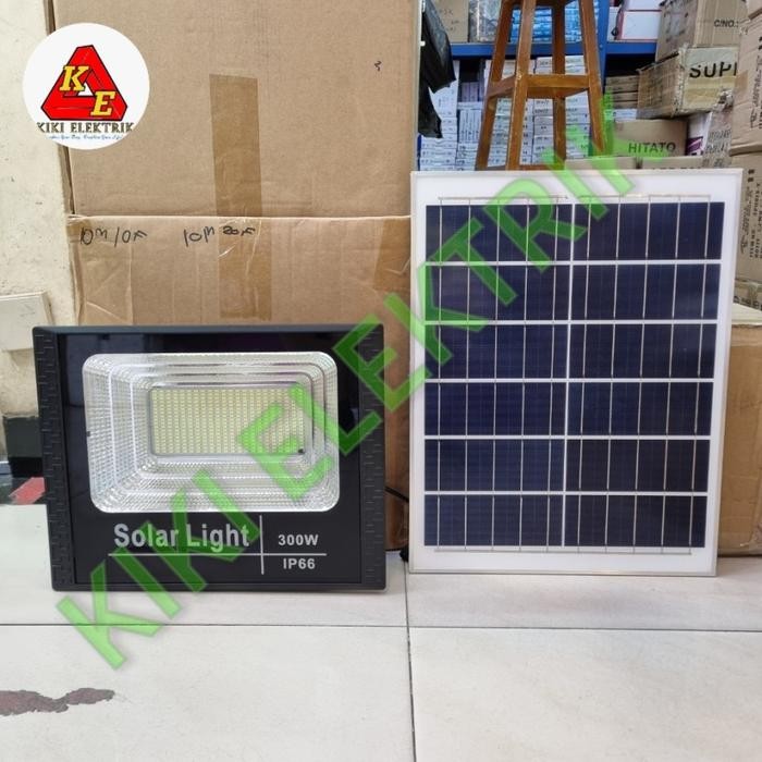 Jual TERLARIS!!! Lampu Sorot Solar Cell 300 watt / Lampu Solar Panel ...
