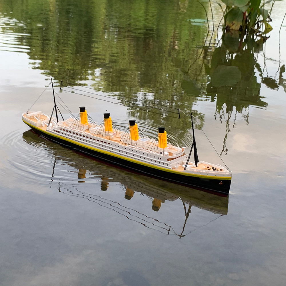 Jual 32Inch Large Remote Control Titanic Boat 1:325 Scale Cruise Ship ...