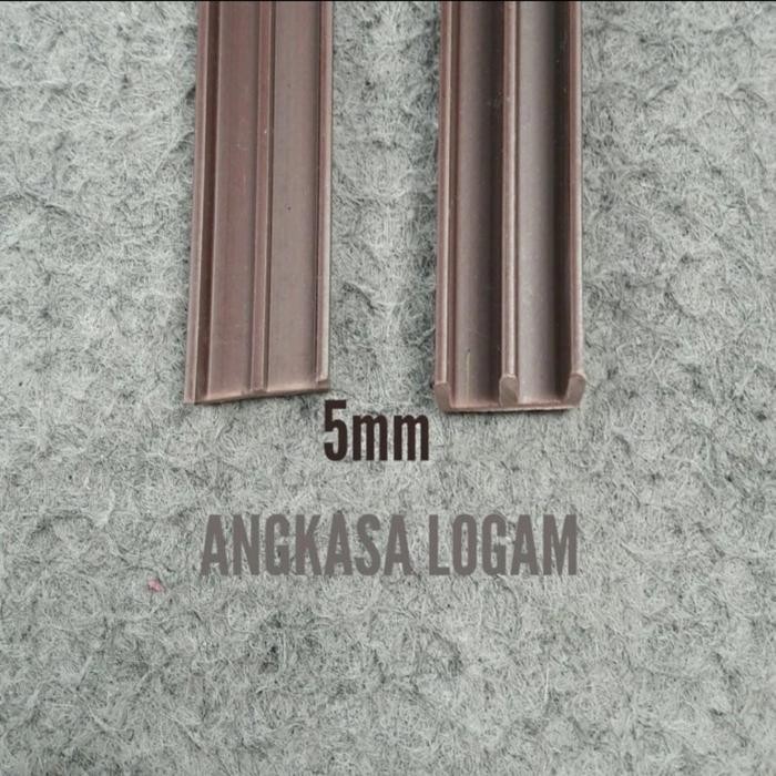 Jual Rel Kaca Sliding Geser Plastik 5 mm | Shopee Indonesia