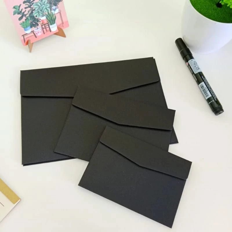 Jual AMPLOP HITAM PREMIUM / AMPLOP BLACK PAPER / AMPLOP HITAM POLOS B7 ...