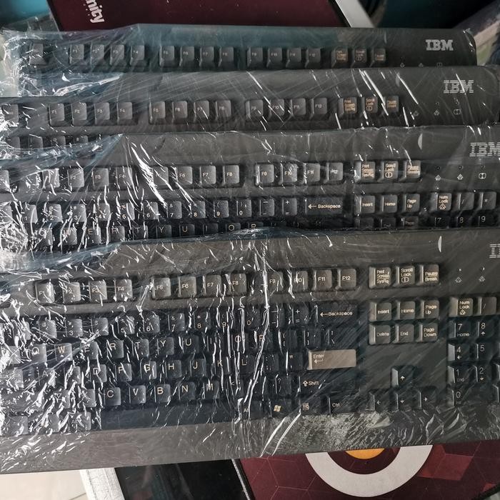 Jual keyboard ps2 IBM jadul vintage koleksi Rare kondisi bekas normal ...