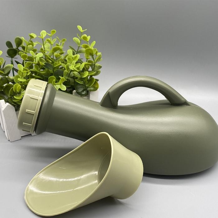 Jual Pispot Urinal Tutup Pria Travel Portable Plastik Botol Tempat Air ...