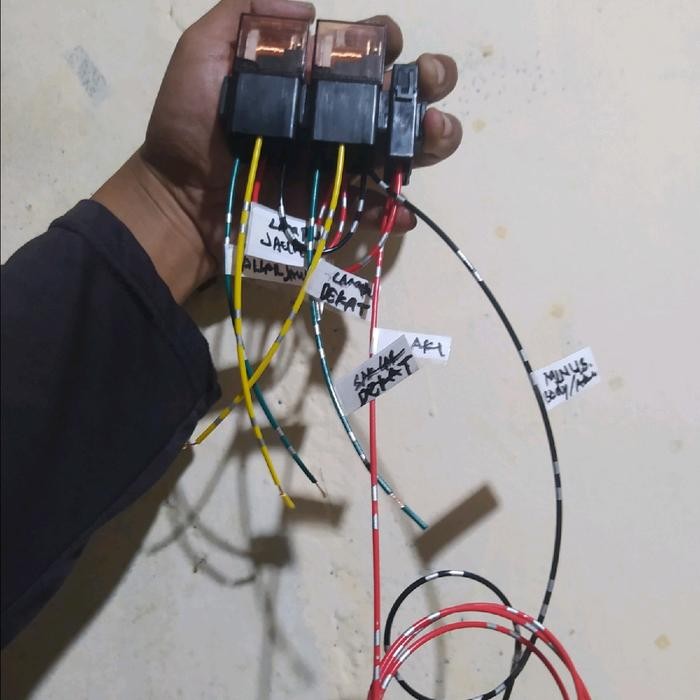 Jual Relay Set Lampu Tembak Relay kaki 4 12V 80A Relay Lampu Relay ...