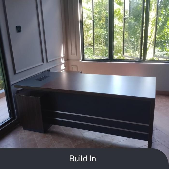 Jual Meja Direktur Preum Executive Desk Meja Preum Furni Loka | Shopee ...