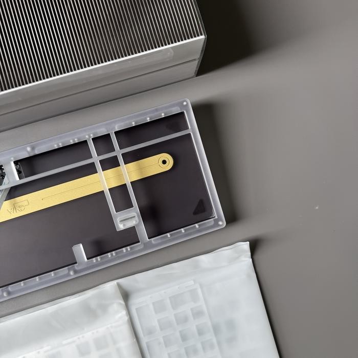 Jual Terbaru! Wind Studio x 98 R2 Transparent Fullsize keyboard ...