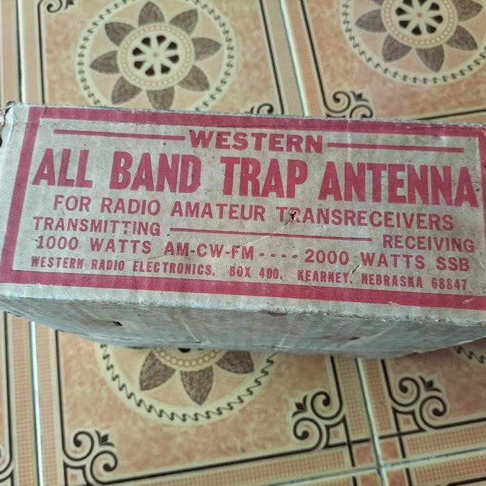 Jual WESTERN TRAP ANTENA HF 40MTR BAND 7MHZ MADE IN USA | Shopee Indonesia