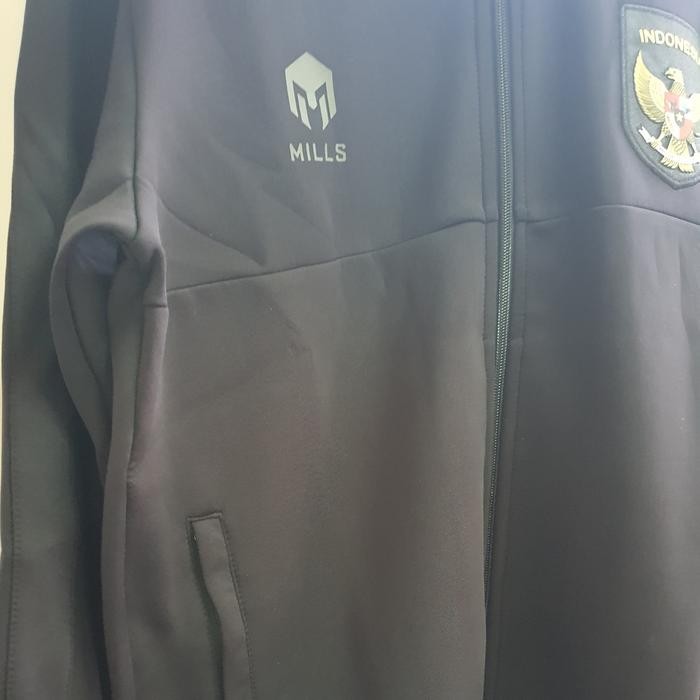 Jual Produk Unggulan Timnas Indonesia Black Jacket 2022-2024 Mills ...