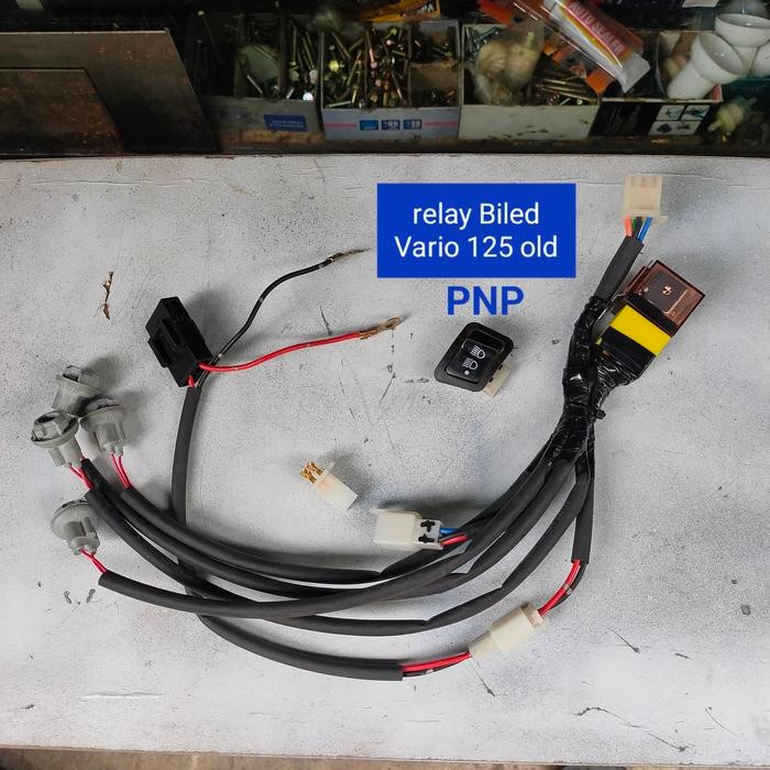 Jual relay Biled PNP untuk Vario 125 old PNP saklar 3 pin / hi lho off ...