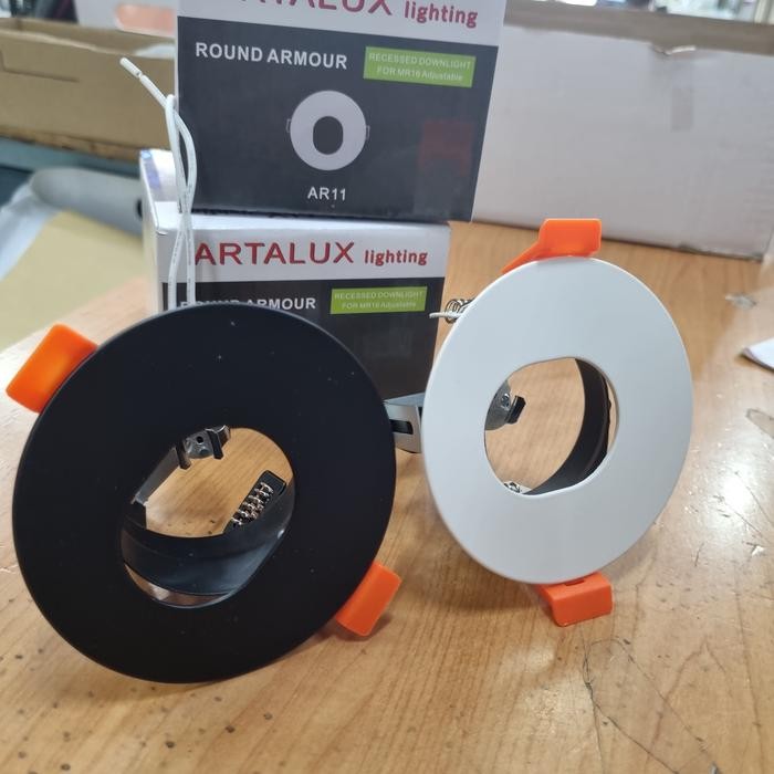 Jual DOWNLIGHT MR16 PINHOLE OVAL ARTALUX AR11 PUTIH | Shopee Indonesia