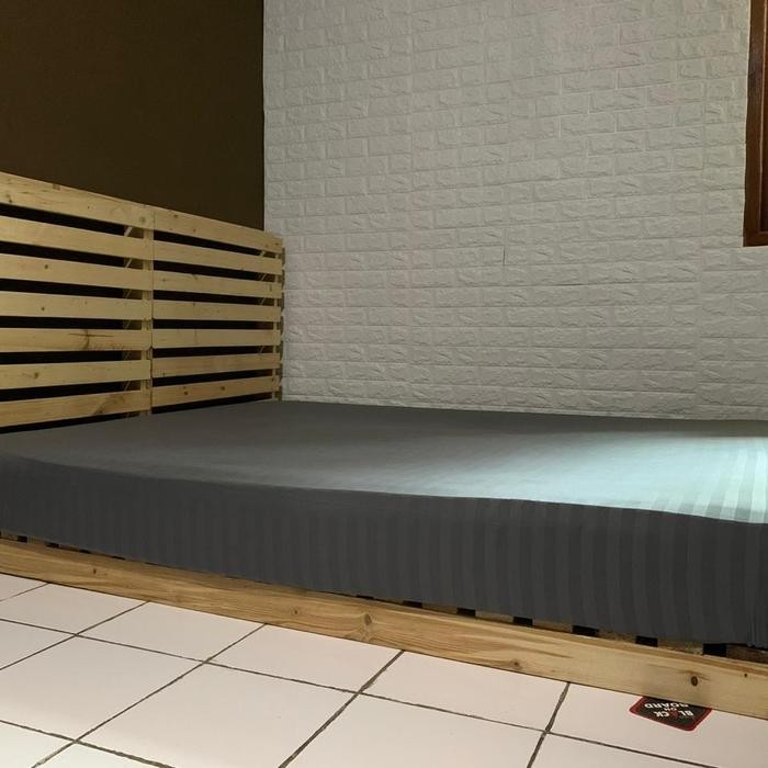 Jual Dipan Kayu Jati Belanda/Tanpa Sandaran Kepala/Dipan Palet/Dipan ...