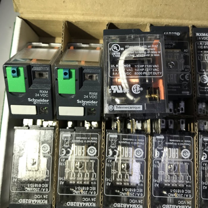 Jual RELAY SCHNEIDER RXM4AB2BD 24VDC 6A | Shopee Indonesia